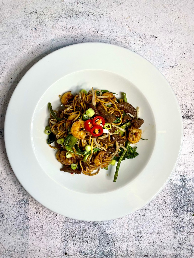 Chilli Beef & Prawn Noodles - Best Recipes UK