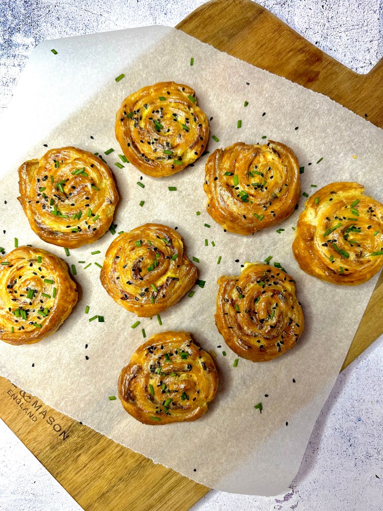 Smoked Salmon & Cream Cheese Puff Pastry Pinwheels - Best Recipes UK