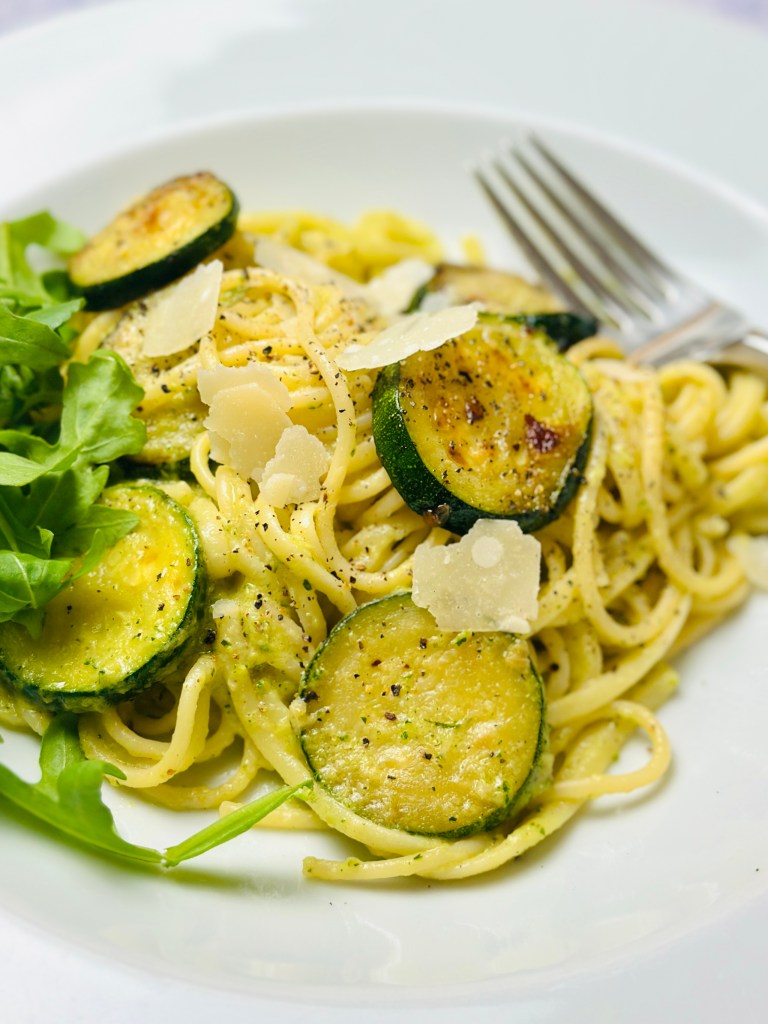 Spaghetti with Courgettes & Parmesan - Best Recipes UK