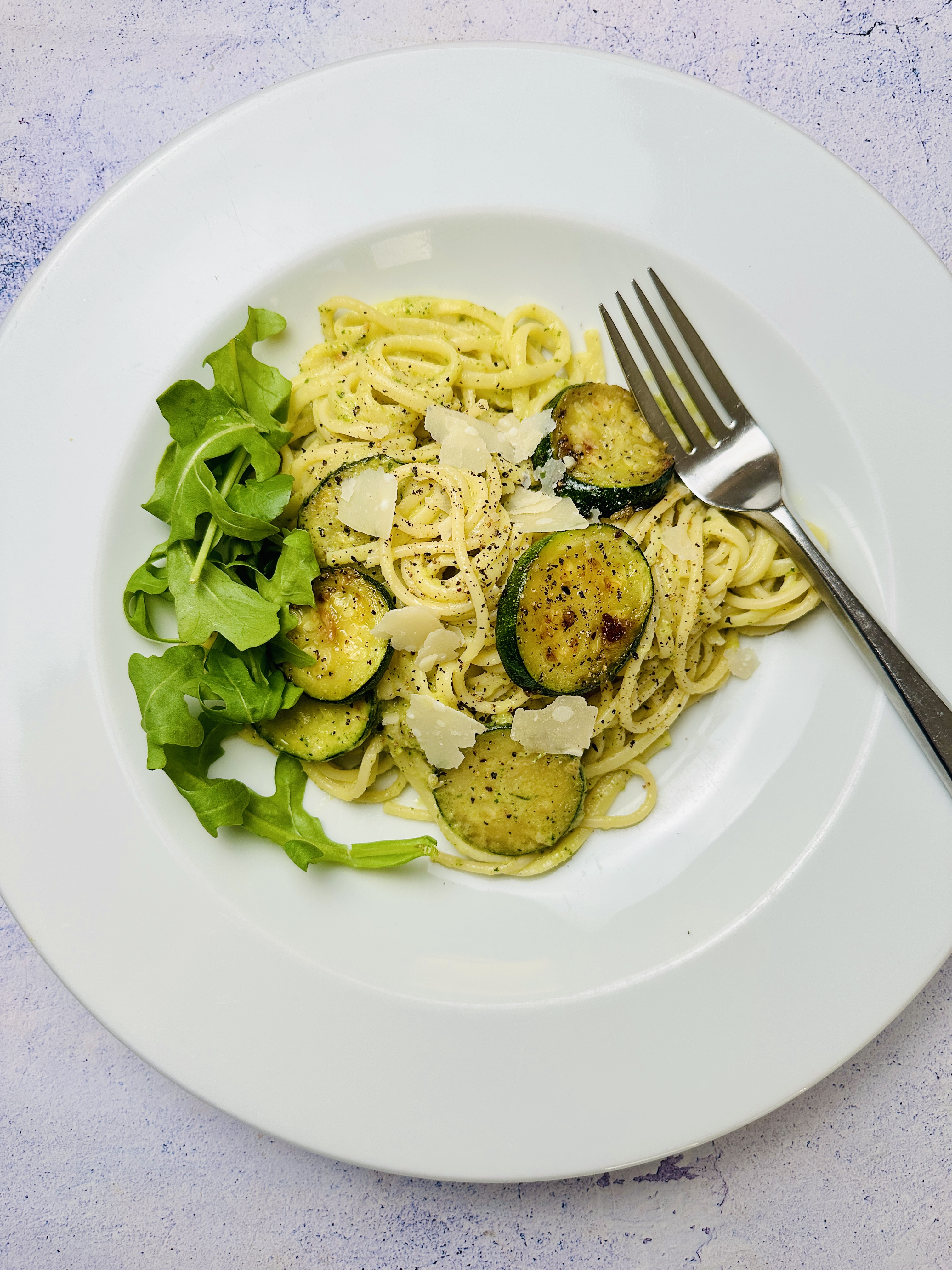 Spaghetti with Courgettes & Parmesan - Best Recipes UK